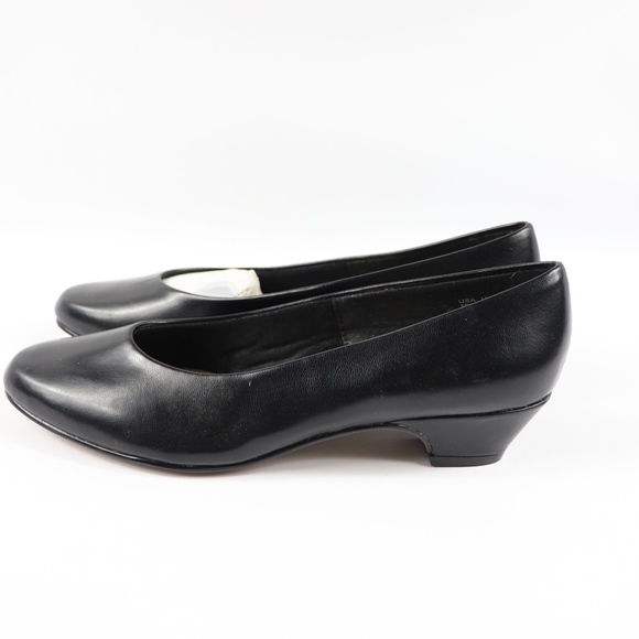 Shoes | Soft Syle Hush Puppies Womens 7 Low Heel Shoes | Poshmark